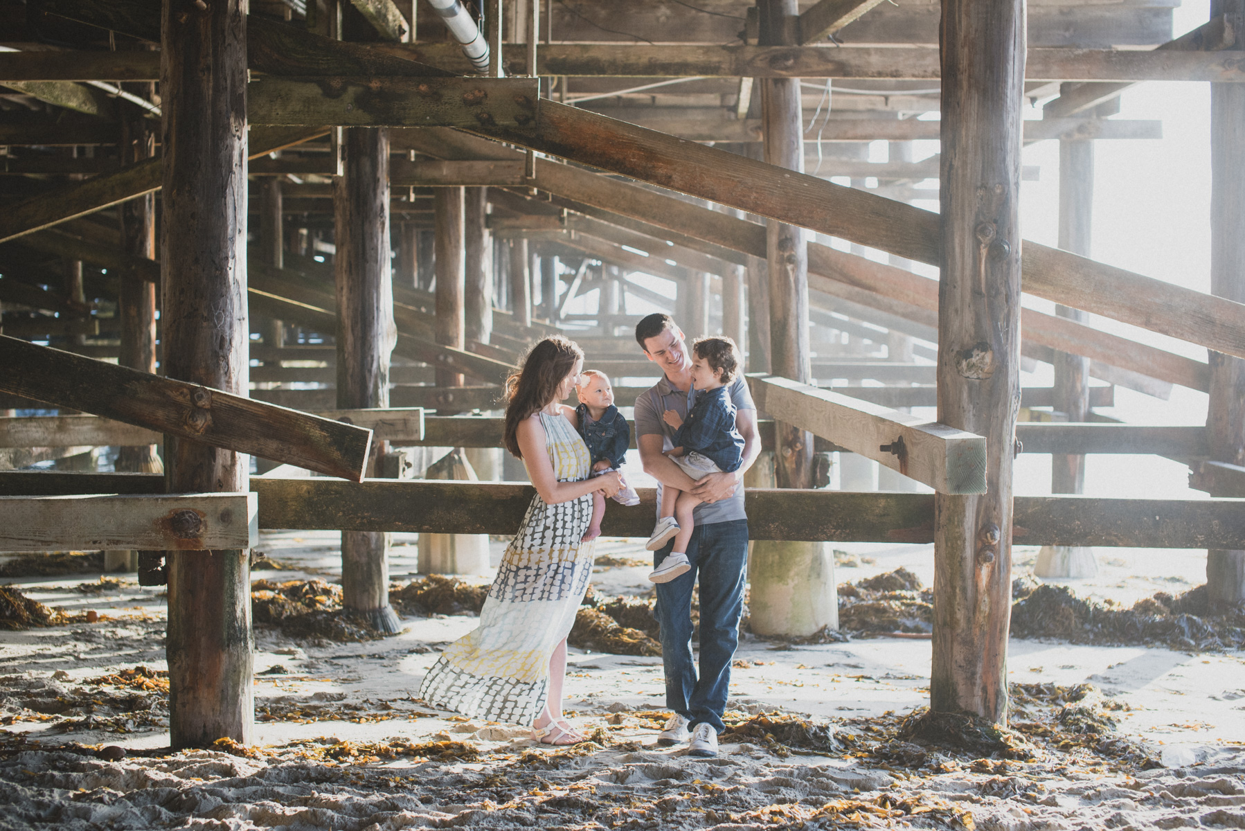 Brumfield Family. A Crystal Pier Family Session - Next to Me Studios